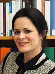 Hon ska undersöka grannskapets innebörd i en rörlig värld | Göteborgs ...