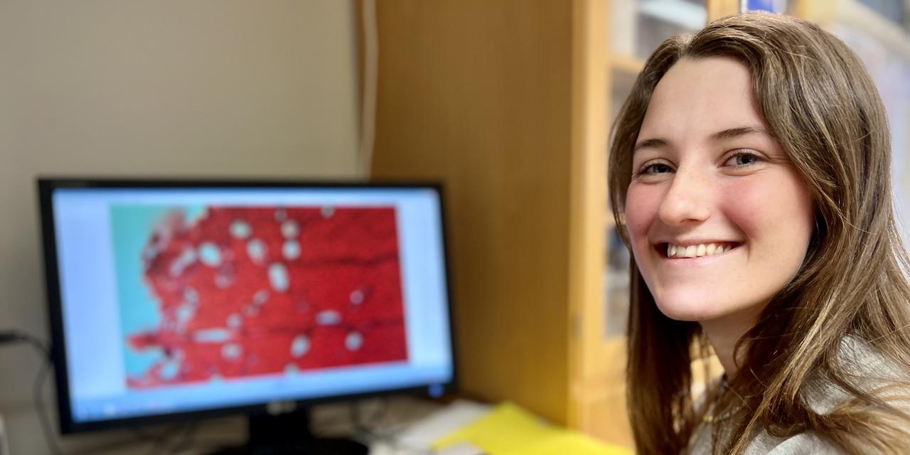 Meet Ella – Bachelor's student in marine science | University of Gothenburg