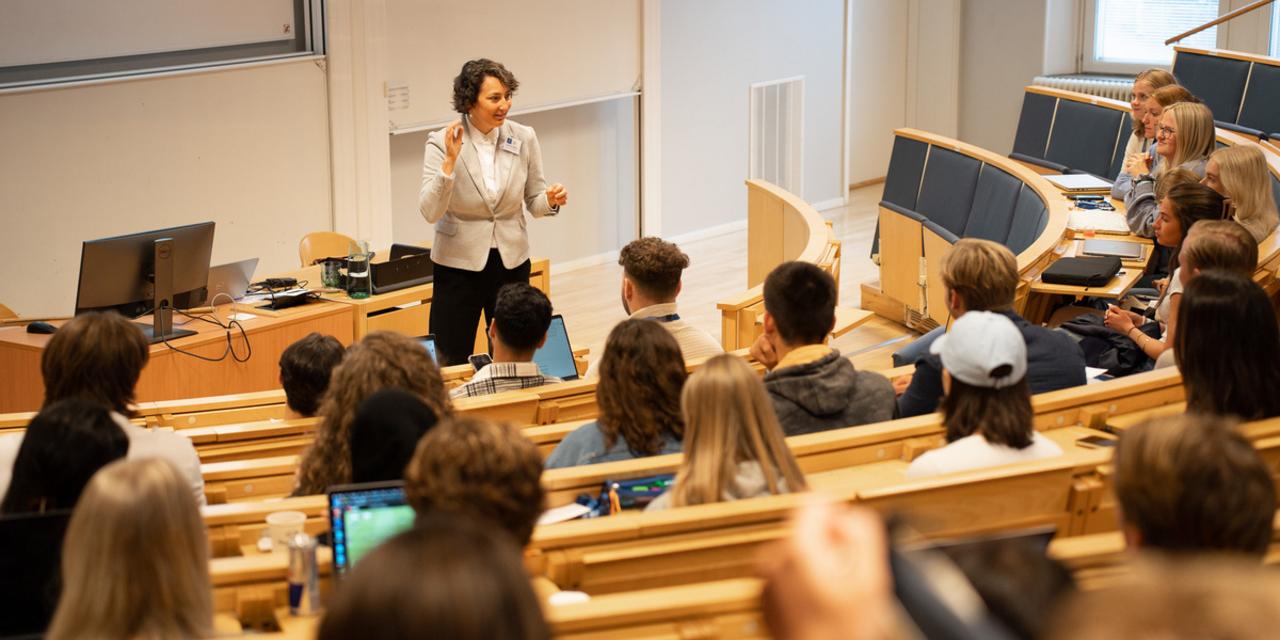 The new Bachelor's Programme in Business and Economics is now launched ...