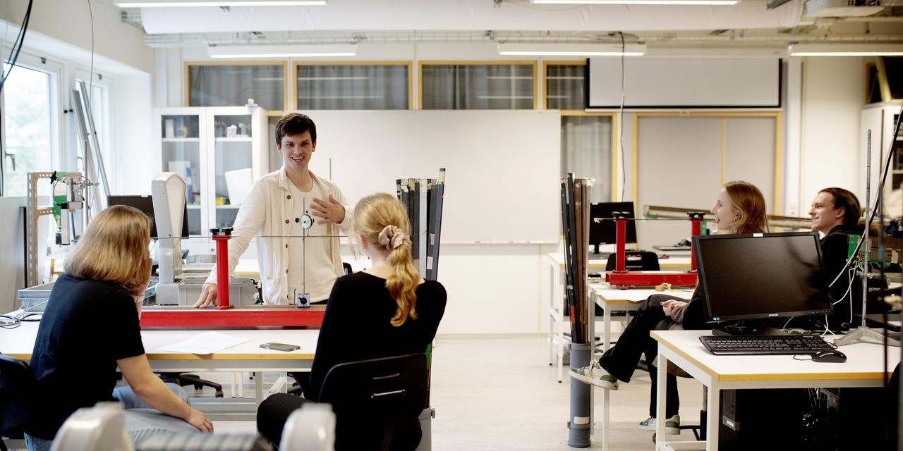 Fysik 3-kurs för gymnasiet | Institutionen för fysik, Göteborgs universitet