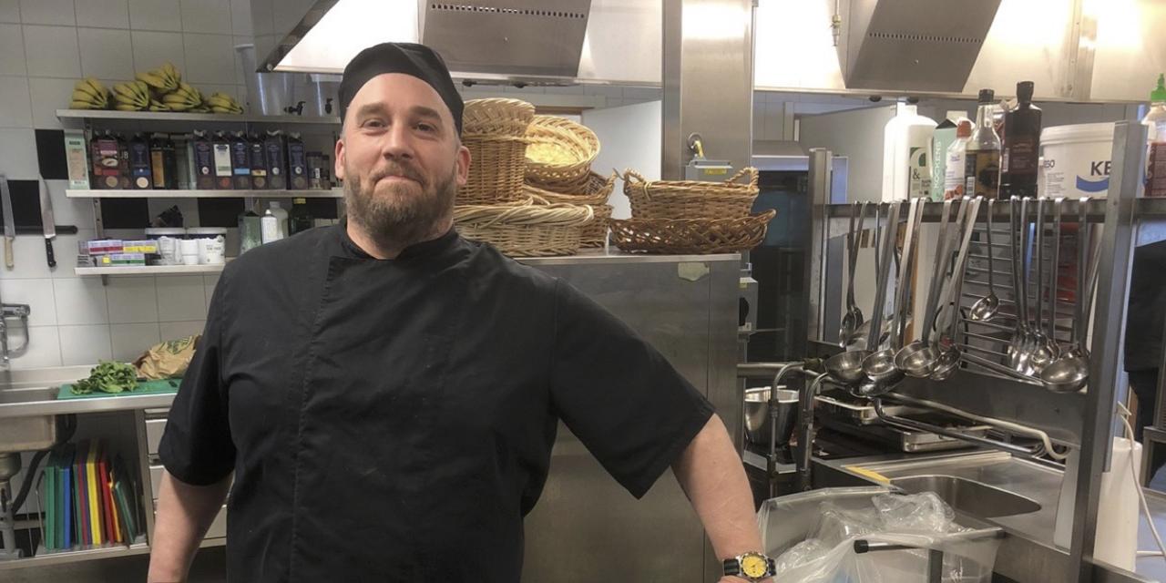 Carl Gunnarsson är ny kock på Tjärnö | Institutionen för marina ...